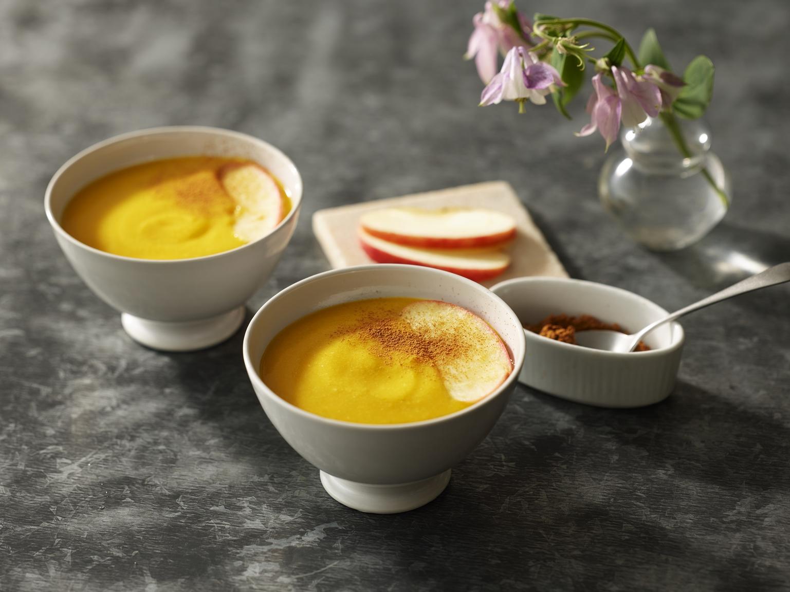 おうちハロウイン。かぼちゃとりんごのポタージュ | COLUMNS | est're（エストール）公式サイト|女性のためのセルフケアブランド